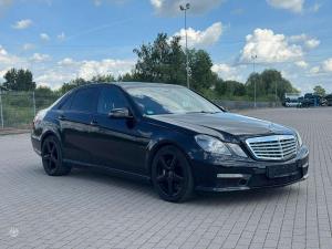 Черный Мерседес E 63 AMG 2009 в Мариямполе, объемом двигателя 6.21 л и пробегом 263 тыс. км за 13850 €, фото 3 на AUTOMOTO.COM.LV