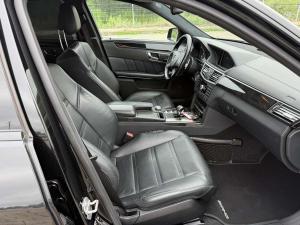 Black Mercedes-Benz E 63 AMG 2009 in Marijampole, with an engine capacity of 6.21 L and mileage of 279 thousand km for 14450 €, photo 22 on AUTOMOTO.COM.LV