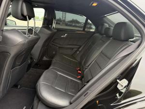 Black Mercedes-Benz E 63 AMG 2009 in Marijampole, with an engine capacity of 6.21 L and mileage of 279 thousand km for 14450 €, photo 30 on AUTOMOTO.COM.LV