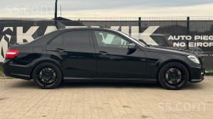 Black Mercedes-Benz E 63 AMG 2012 in Liepaja, with an engine capacity of 5.50 L and mileage of 83 thousand km for 32500 €, photo 4 on AUTOMOTO.COM.LV