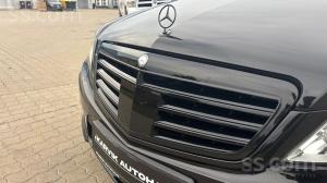 Black Mercedes-Benz E 63 AMG 2012 in Liepaja, with an engine capacity of 5.50 L and mileage of 83 thousand km for 32500 €, photo 11 on AUTOMOTO.COM.LV