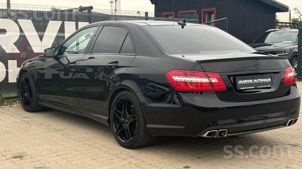 Черный Мерседес E 63 AMG 2012 в Лиепая, объемом двигателя 5.50 л и пробегом 83 тыс. км за 32500 €, фото 8 на AUTOMOTO.COM.LV