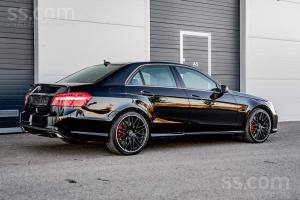 Black Mercedes-Benz E 63 AMG 2013 in Tallinn, with an engine capacity of 5.50 L and mileage of 135 thousand km for 29500 €, photo 5 on AUTOMOTO.COM.LV