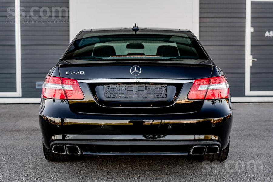 Black Mercedes-Benz E 63 AMG 2013 in Tallinn, with an engine capacity of 5.50 L and mileage of 135 thousand km for 29500 €, photo 8 on AUTOMOTO.COM.LV