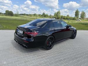 Melns Mercedes-Benz E 63 AMG 2019 Šauļi, ar dzinēja tilpumu 3.98 L un nobraukumu 82 tūkst. km par 72000 €, foto  vietnē AUTOMOTO.COM.LV