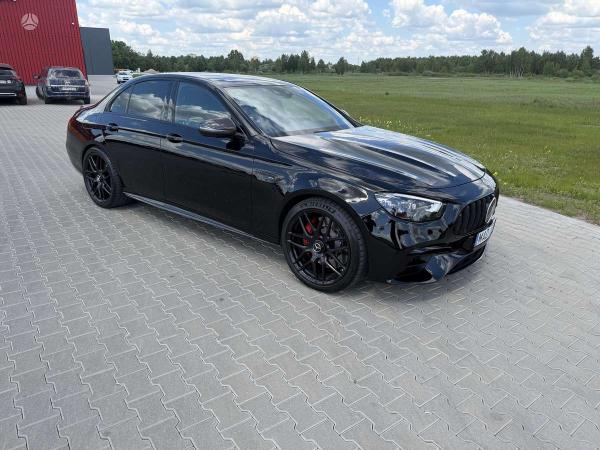 Black Mercedes-Benz E 63 AMG 2019 in Siauliai, with an engine capacity of 3.98 L and mileage of 82 thousand km for 72000 €, photo 2 on AUTOMOTO.COM.LV