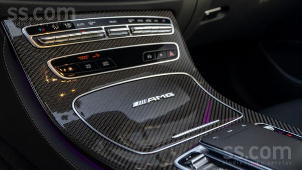 Black Mercedes-Benz E 63 AMG 2021 in Riga, with an engine capacity of 4.00 L and mileage of 76 thousand km for 74000 €, photo 7 on AUTOMOTO.COM.LV