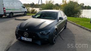 Black Mercedes-Benz E 63 AMG 2021 in Riga, with an engine capacity of 4.00 L and mileage of 76 thousand km for 74000 €, photo 14 on AUTOMOTO.COM.LV