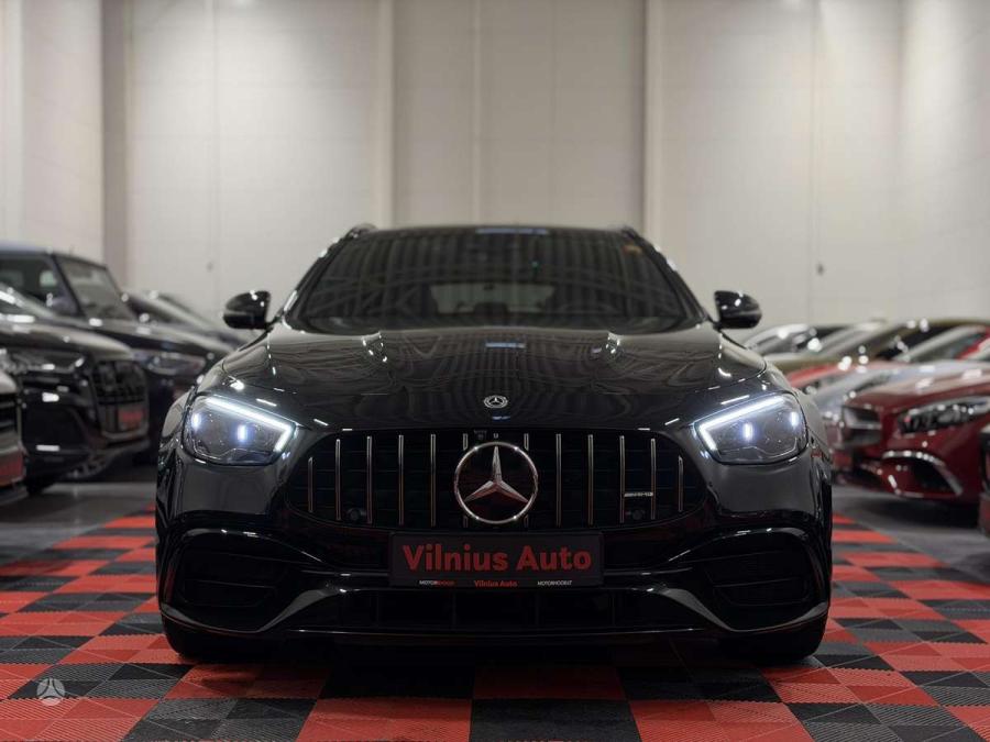 Black Mercedes-Benz E 63 AMG 2022 in Vilnius, with an engine capacity of 3.98 L and mileage of 19 thousand km for 84990 €, photo 3 on AUTOMOTO.COM.LV