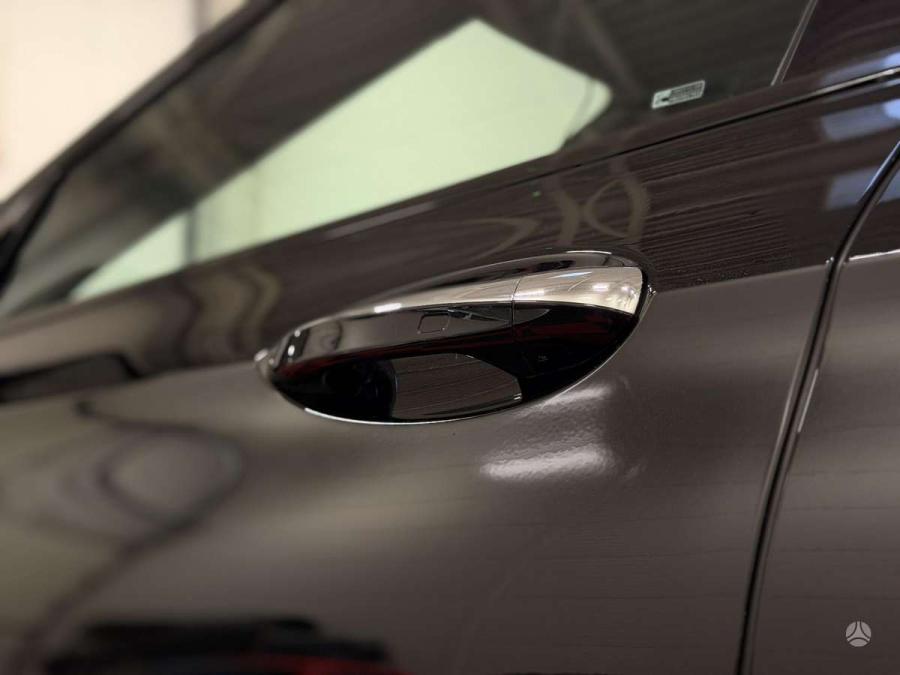 Black Mercedes-Benz E 63 AMG 2022 in Vilnius, with an engine capacity of 3.98 L and mileage of 19 thousand km for 84990 €, photo 12 on AUTOMOTO.COM.LV