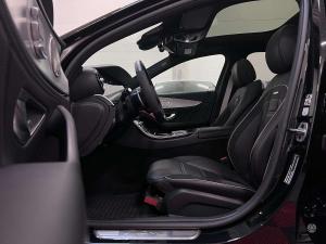 Black Mercedes-Benz E 63 AMG 2022 in Vilnius, with an engine capacity of 3.98 L and mileage of 19 thousand km for 84990 €, photo 13 on AUTOMOTO.COM.LV