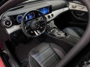Black Mercedes-Benz E 63 AMG 2022 in Vilnius, with an engine capacity of 3.98 L and mileage of 19 thousand km for 84990 €, photo 14 on AUTOMOTO.COM.LV