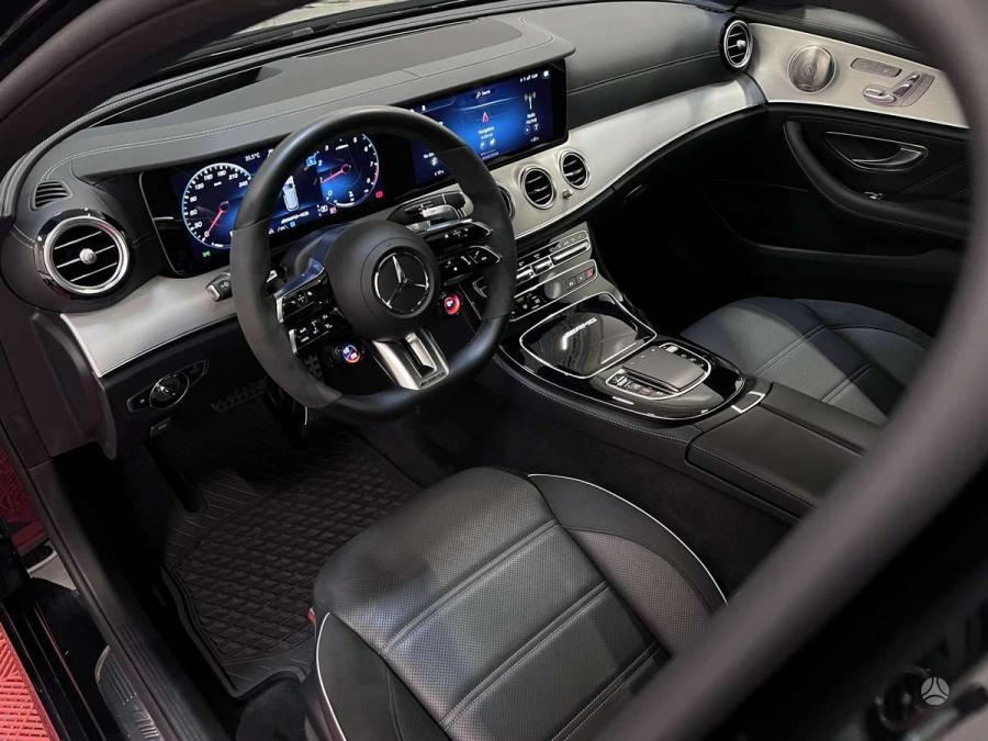 Black Mercedes-Benz E 63 AMG 2022 in Vilnius, with an engine capacity of 3.98 L and mileage of 19 thousand km for 84990 €, photo 14 on AUTOMOTO.COM.LV
