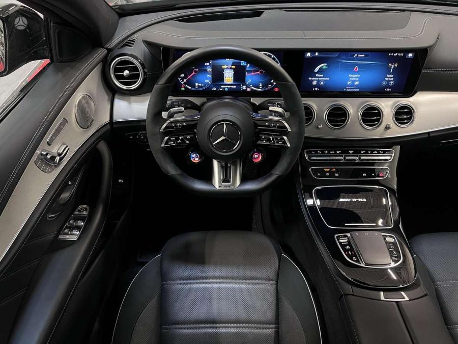 Black Mercedes-Benz E 63 AMG 2022 in Vilnius, with an engine capacity of 3.98 L and mileage of 19 thousand km for 84990 €, photo 23 on AUTOMOTO.COM.LV