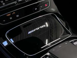 Black Mercedes-Benz E 63 AMG 2022 in Vilnius, with an engine capacity of 3.98 L and mileage of 19 thousand km for 84990 €, photo 28 on AUTOMOTO.COM.LV