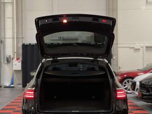 Black Mercedes-Benz E 63 AMG 2022 in Vilnius, with an engine capacity of 3.98 L and mileage of 19 thousand km for 84990 €, photo 41 on AUTOMOTO.COM.LV