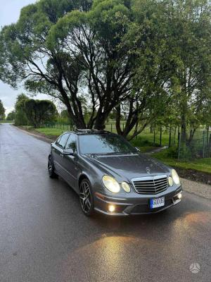 Grey Mercedes-Benz E 63 AMG 2008 in Siauliai, with an engine capacity of 6.20 L and mileage of 186 thousand km for 21000 €, photo 20 on AUTOMOTO.COM.LV