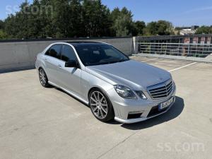 Pelēks Mercedes-Benz E 63 AMG 2012 Rīga, ar dzinēja tilpumu 5.50 L un nobraukumu 154 tūkst. km par 30000 €, foto 7 vietnē AUTOMOTO.COM.LV