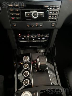 Pelēks Mercedes-Benz E 63 AMG 2012 Rīga, ar dzinēja tilpumu 5.50 L un nobraukumu 154 tūkst. km par 30000 €, foto 16 vietnē AUTOMOTO.COM.LV