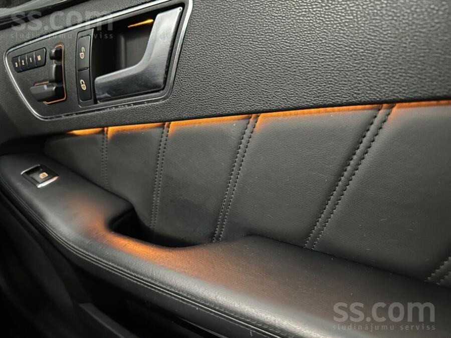 Pelēks Mercedes-Benz E 63 AMG 2012 Rīga, ar dzinēja tilpumu 5.50 L un nobraukumu 154 tūkst. km par 30000 €, foto 17 vietnē AUTOMOTO.COM.LV