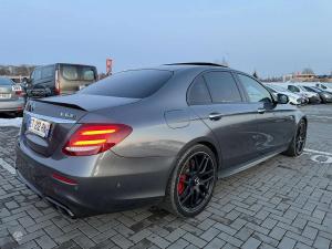 Серый Мерседес E 63 AMG 2018 в Клайпеда, объемом двигателя 3.98 л и пробегом 232 тыс. км за 39200 €, фото 7 на AUTOMOTO.COM.LV