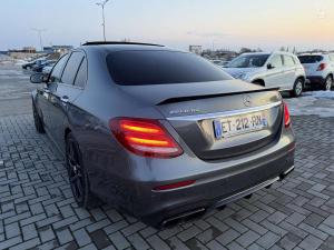 Серый Мерседес E 63 AMG 2018 в Клайпеда, объемом двигателя 3.98 л и пробегом 232 тыс. км за 39200 €, фото 11 на AUTOMOTO.COM.LV