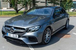 Pelēks Mercedes-Benz E 63 AMG 2020 Tallina, ar dzinēja tilpumu 3.98 L un nobraukumu 81 tūkst. km par 54990 €, foto  vietnē AUTOMOTO.COM.LV