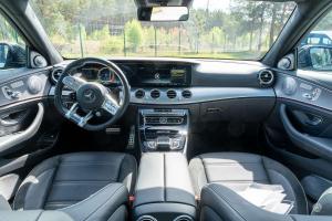 Grey Mercedes-Benz E 63 AMG 2020 in Tallinn, with an engine capacity of 3.98 L and mileage of 81 thousand km for 54990 €, photo 13 on AUTOMOTO.COM.LV