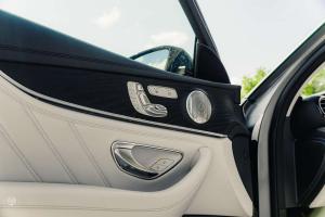 Grey Mercedes-Benz E 63 AMG 2018 in Vilnius, with an engine capacity of 3.98 L and mileage of 73 thousand km for 58000 €, photo 14 on AUTOMOTO.COM.LV