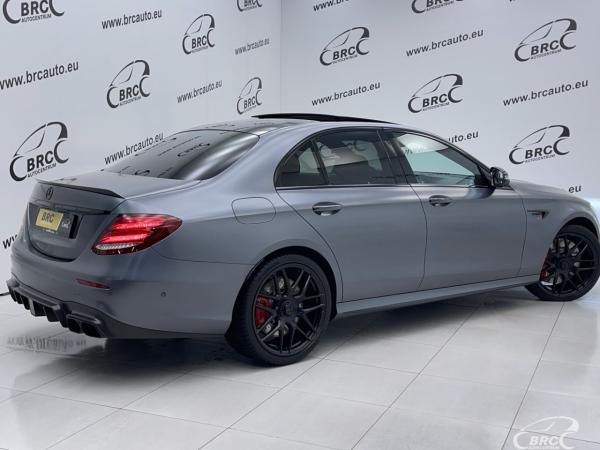 Mercedes-Benz E 63 AMG 2018 in Vilnius on AUTOMOTO.COM.LV Mercedes-Benz E 63 AMG 2018 in Vilnius, with an engine capacity of 3.98 L and mileage of 102 thousand km for 59900 €, photo 3 on AUTOMOTO.COM.LV