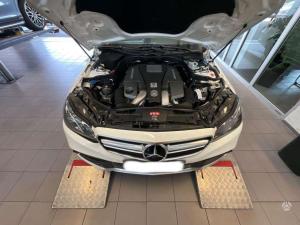 Белый Мерседес E 63 AMG 2013 в Клайпеда, объемом двигателя 5.46 л и пробегом 60 тыс. км за 19300 €, фото 9 на AUTOMOTO.COM.LV