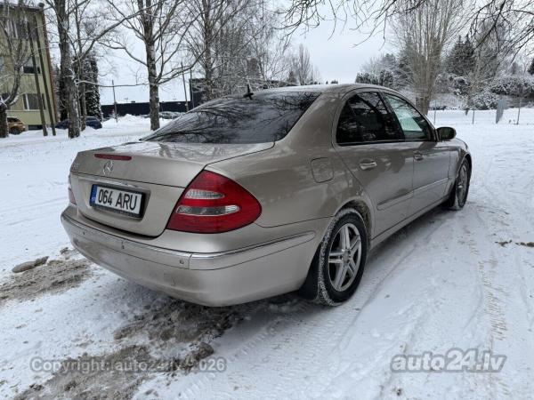 Beige Mercedes-Benz E-Class 2003 in Tartu, with an engine capacity of 3.20 L and mileage of 196 thousand km for 4300 €, photo 5 on AUTOMOTO.COM.LV