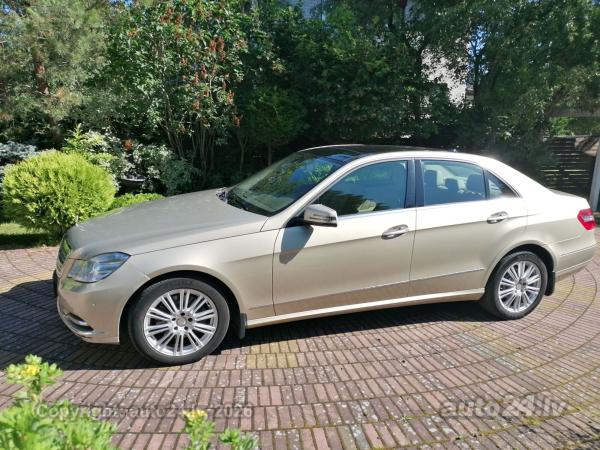 Smilšu krāsa Mercedes-Benz E-Class 2011 Tallina, ar dzinēja tilpumu 3.50 L un nobraukumu 155 tūkst. km par 9900 €, foto 5 vietnē AUTOMOTO.COM.LV