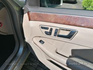 Smilšu krāsa Mercedes-Benz E-Class 2011 Tallina, ar dzinēja tilpumu 3.50 L un nobraukumu 155 tūkst. km par 9900 €, foto 12 vietnē AUTOMOTO.COM.LV
