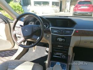 Smilšu krāsa Mercedes-Benz E-Class 2011 Tallina, ar dzinēja tilpumu 3.50 L un nobraukumu 155 tūkst. km par 9900 €, foto 13 vietnē AUTOMOTO.COM.LV