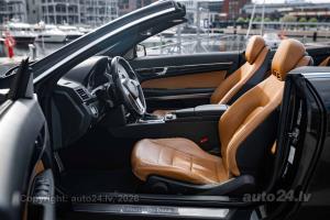 Black Mercedes-Benz E-Class 2011 in Tallinn, with an engine capacity of 3.00 L and mileage of 201 thousand km for 14000 €, photo 12 on AUTOMOTO.COM.LV