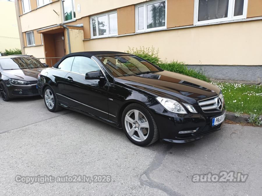 Black Mercedes-Benz E-Class 2011 in Tartu, with an engine capacity of 3.00 L and mileage of 235 thousand km for 12990 €, photo 4 on AUTOMOTO.COM.LV