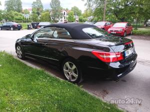 Black Mercedes-Benz E-Class 2011 in Tartu, with an engine capacity of 3.00 L and mileage of 235 thousand km for 12990 €, photo 5 on AUTOMOTO.COM.LV
