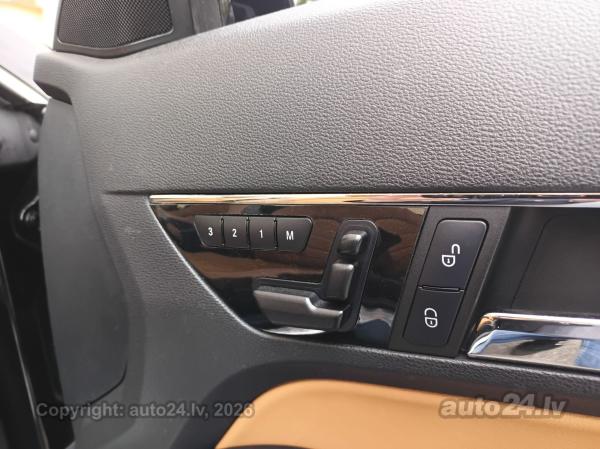 Black Mercedes-Benz E-Class 2011 in Tartu, with an engine capacity of 3.00 L and mileage of 235 thousand km for 12990 €, photo 9 on AUTOMOTO.COM.LV