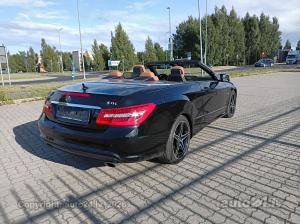 Black Mercedes-Benz E-Class 2011 in Tartu, with an engine capacity of 3.00 L and mileage of 235 thousand km for 12990 €, photo 4 on AUTOMOTO.COM.LV