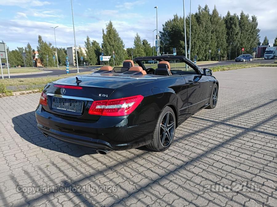 Black Mercedes-Benz E-Class 2011 in Tartu, with an engine capacity of 3.00 L and mileage of 235 thousand km for 12990 €, photo 4 on AUTOMOTO.COM.LV