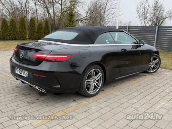 Black Mercedes-Benz E-Class 2018 in Tallinn, with an engine capacity of 2.00 L and mileage of 173 thousand km for 25900 €, photo 6 on AUTOMOTO.COM.LV