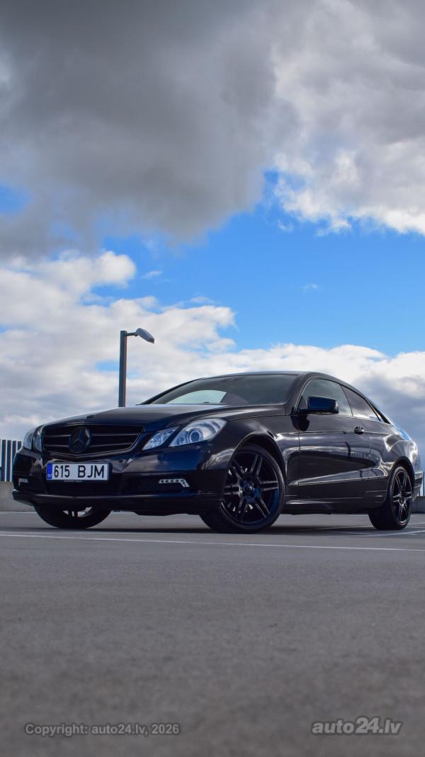Black Mercedes-Benz E-Class 2010 in Tallinn, with an engine capacity of 3.00 L and mileage of 257 thousand km for 10499 €, photo 2 on AUTOMOTO.COM.LV