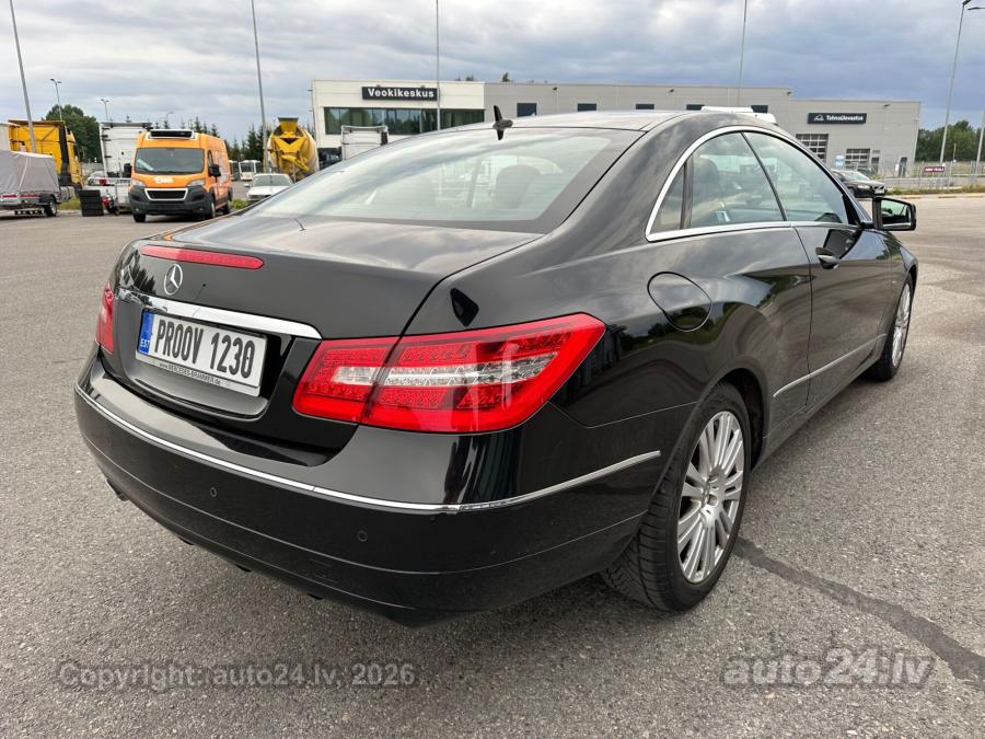 Melns Mercedes-Benz E-Class 2010 Tartu, ar dzinēja tilpumu 0.00 L un nobraukumu 223 tūkst. km par 10000 €, foto 6 vietnē AUTOMOTO.COM.LV