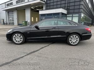 Melns Mercedes-Benz E-Class 2010 Tartu, ar dzinēja tilpumu 0.00 L un nobraukumu 223 tūkst. km par 10000 €, foto 8 vietnē AUTOMOTO.COM.LV