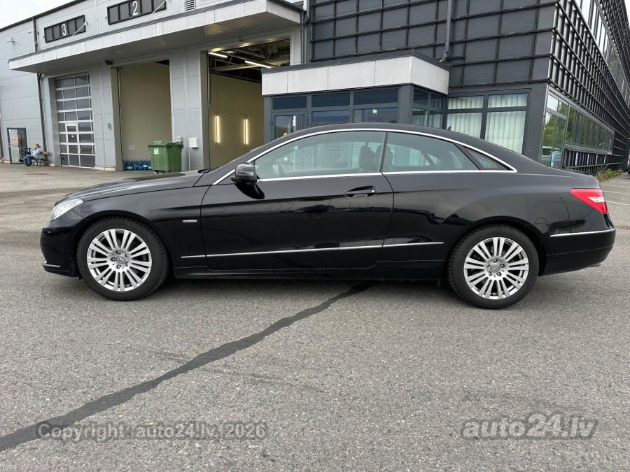 Melns Mercedes-Benz E-Class 2010 Tartu, ar dzinēja tilpumu 0.00 L un nobraukumu 223 tūkst. km par 10000 €, foto 8 vietnē AUTOMOTO.COM.LV