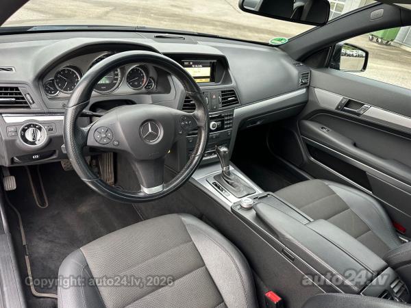 Black Mercedes-Benz E-Class 2010 in Tartu, with an engine capacity of 0.00 L and mileage of 223 thousand km for 10000 €, photo 10 on AUTOMOTO.COM.LV