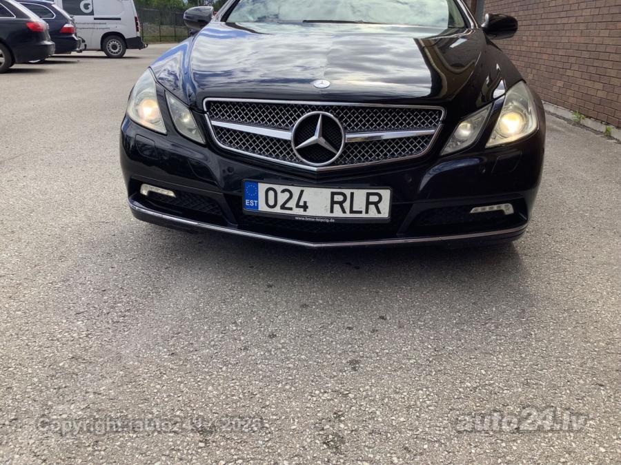 Black Mercedes-Benz E-Class 2010 in Tartu, with an engine capacity of 2.20 L and mileage of 276 thousand km for 8290 €, photo 11 on AUTOMOTO.COM.LV