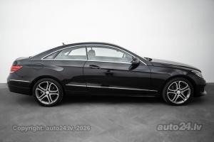 Melns Mercedes-Benz E-Class 2014 Tallina, ar dzinēja tilpumu 2.10 L un nobraukumu 205 tūkst. km par 13999 €, foto 5 vietnē AUTOMOTO.COM.LV