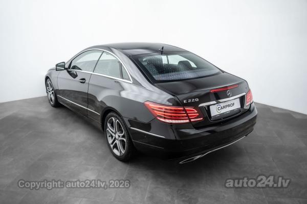 Mercedes-Benz E-Class 2014 in Tallinn on AUTOMOTO.COM.LV Black Mercedes-Benz E-Class 2014 in Tallinn, with an engine capacity of 2.10 L and mileage of 205 thousand km for 13999 €, photo 8 on AUTOMOTO.COM.LV